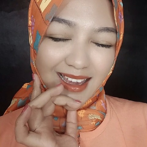 DEVA LATIEFAH - Linkfly