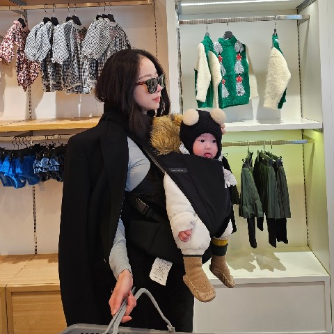 two yoon's mom - Linkfly